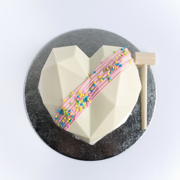 Every Girls Night Needs this Sweet Treat! – Le Dolci